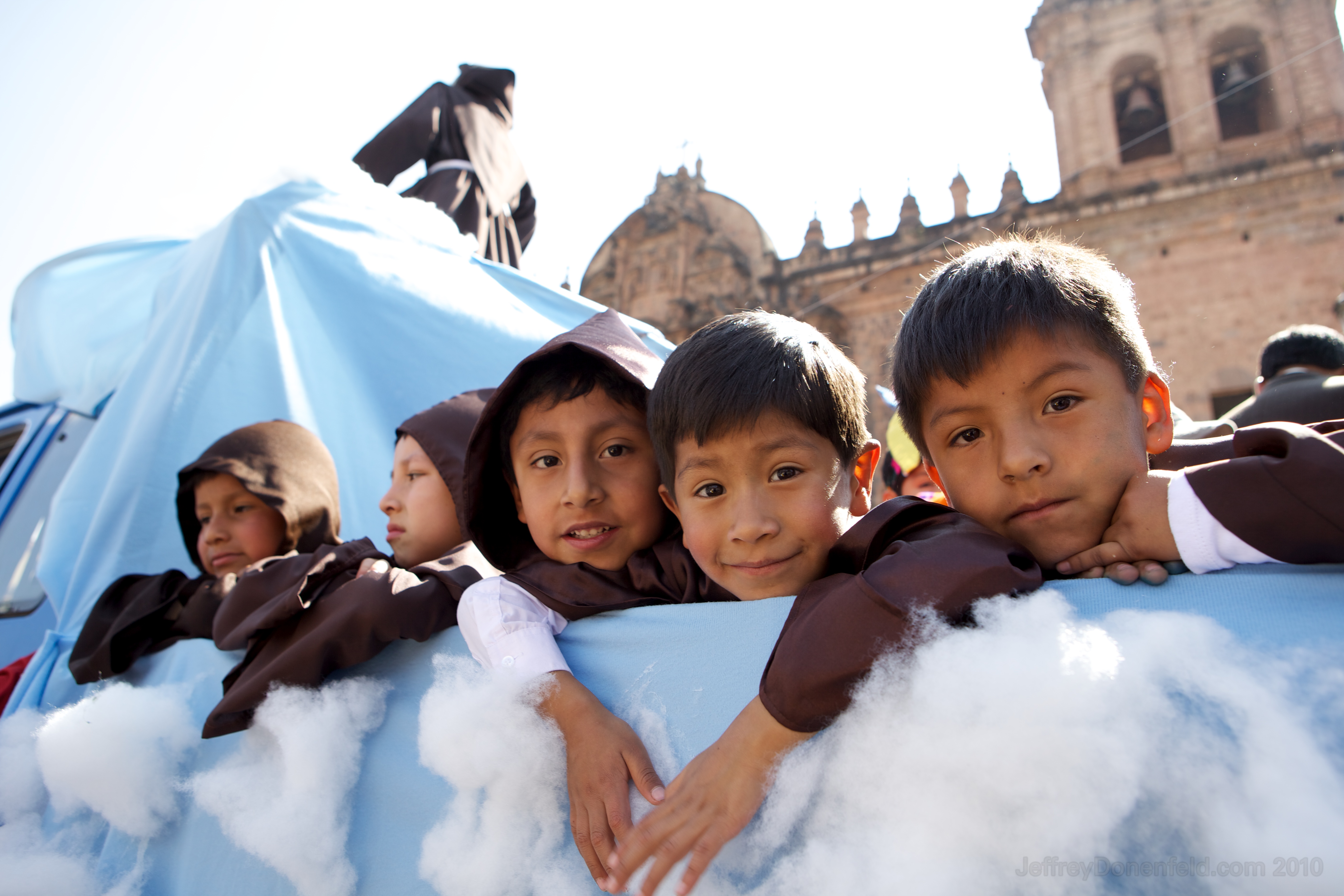 kids-in-cusco_4999984373_o – Jeffrey Donenfeld
